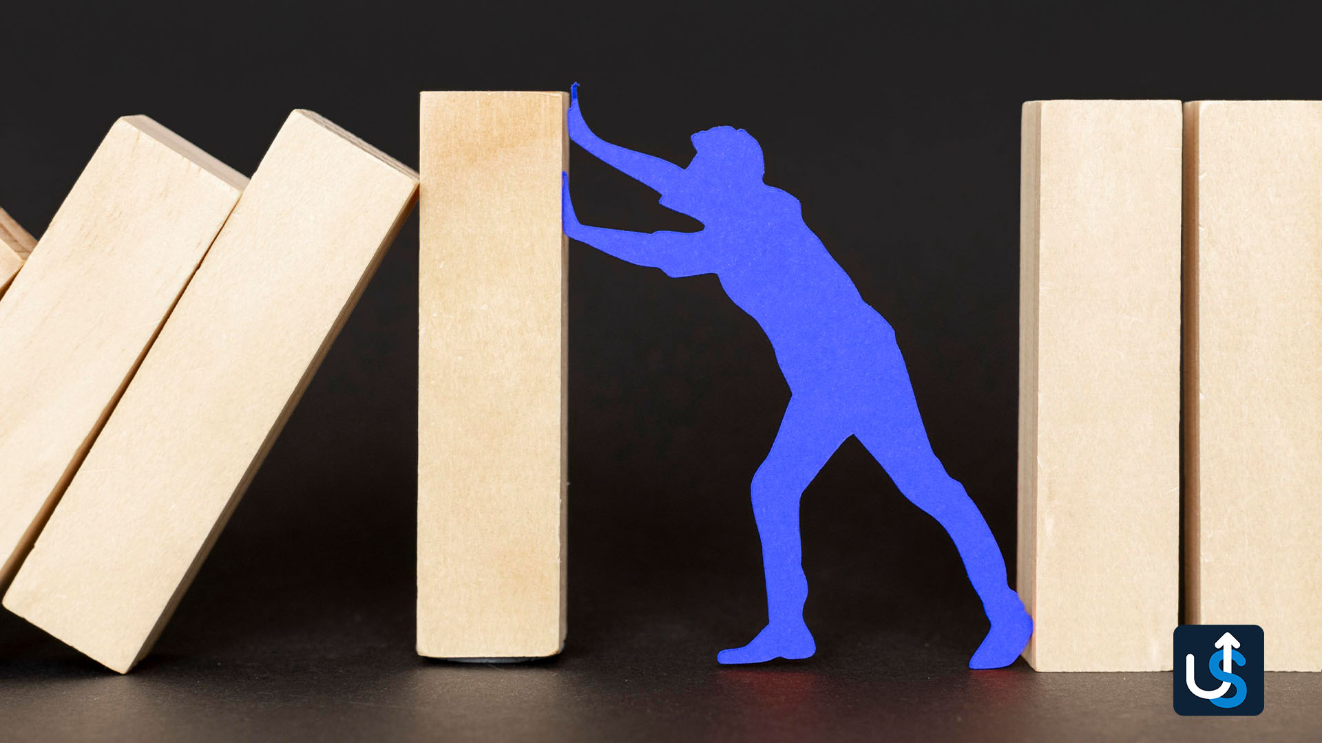 How to Avoid CRM Pitfalls and Achieve Success How to Avoid CRM Pitfalls and Achieve Success